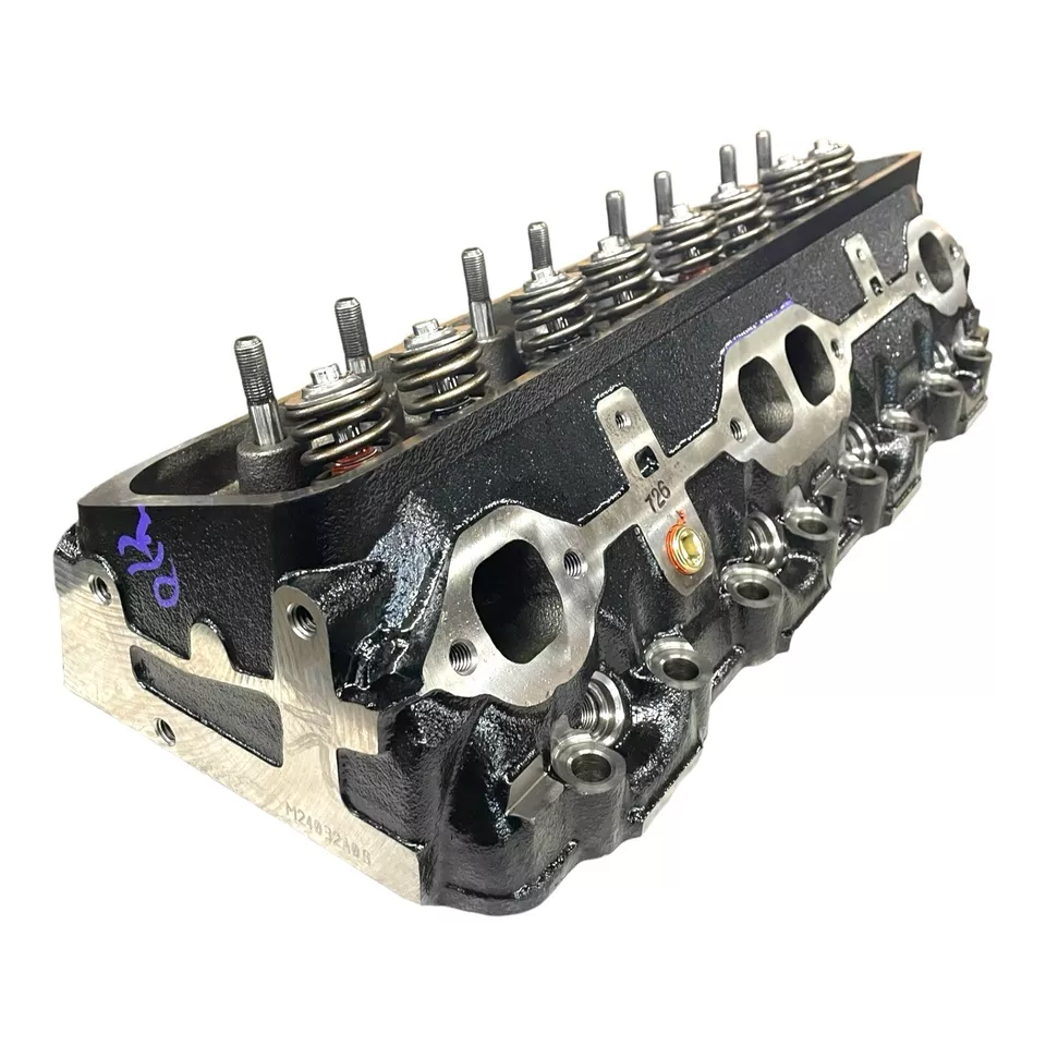Chevrolet GM Industrial Marine 5.7L 350 Vortec Cylinder Head 906 / 062 ...
